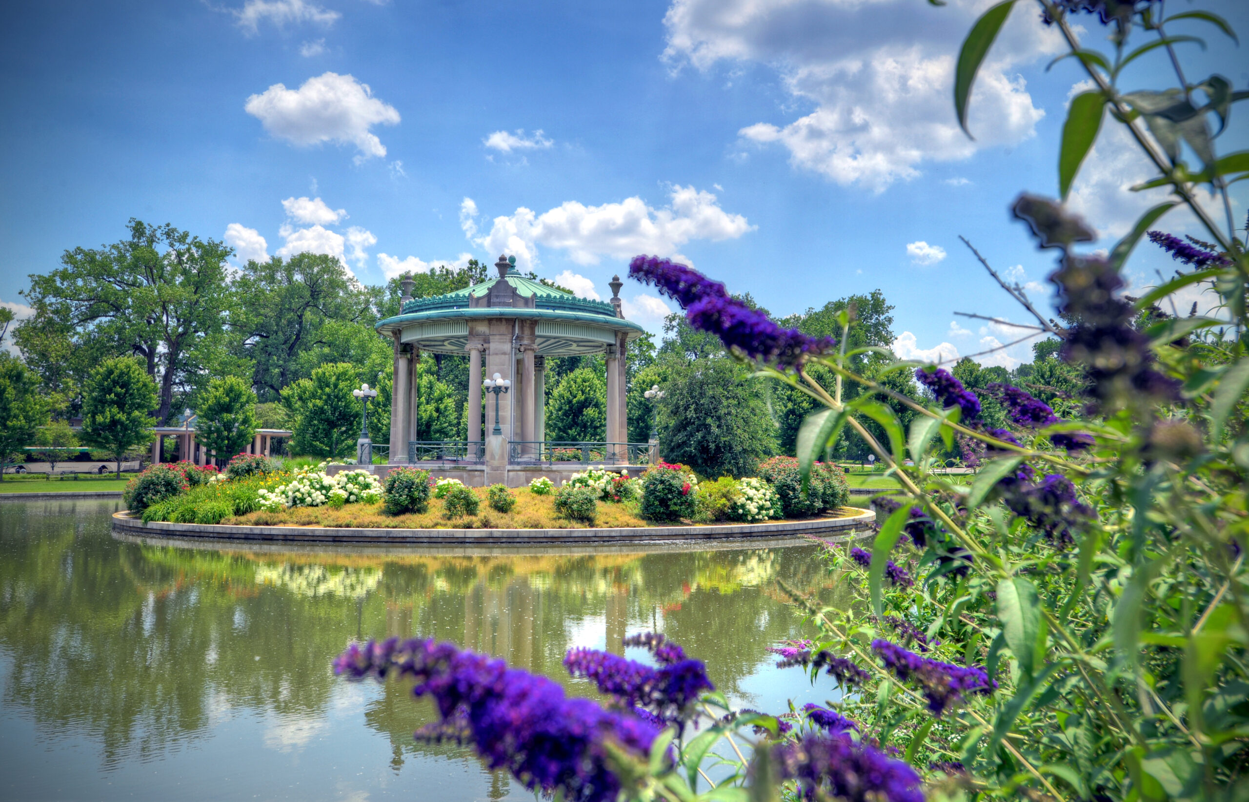St. Louis in Bloom: Spring Events for Seniors - Bethesda Health Group